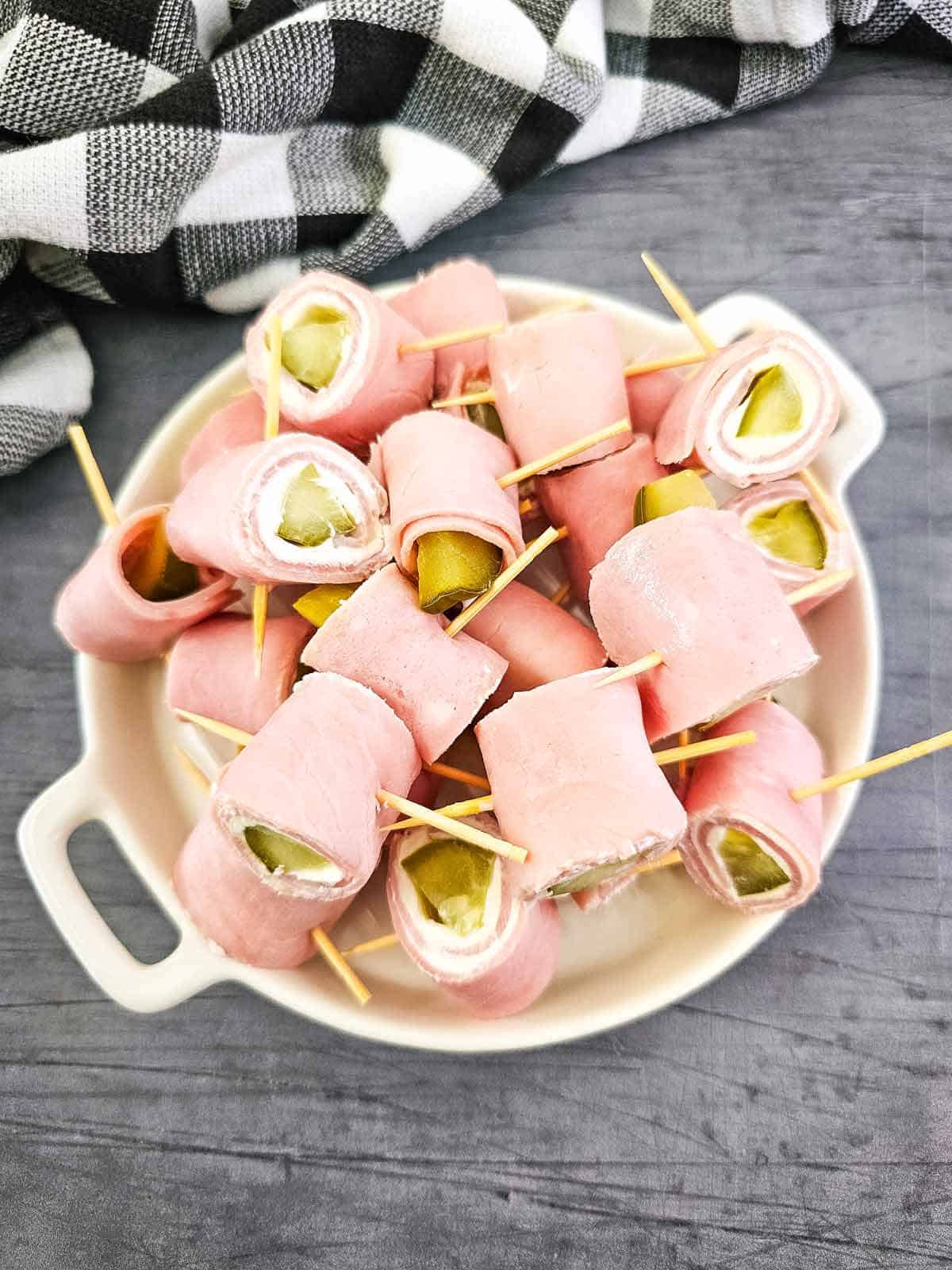 How To Make Easy Ham and Pickle Cream Cheese Rolls · Artsy Fartsy Life
