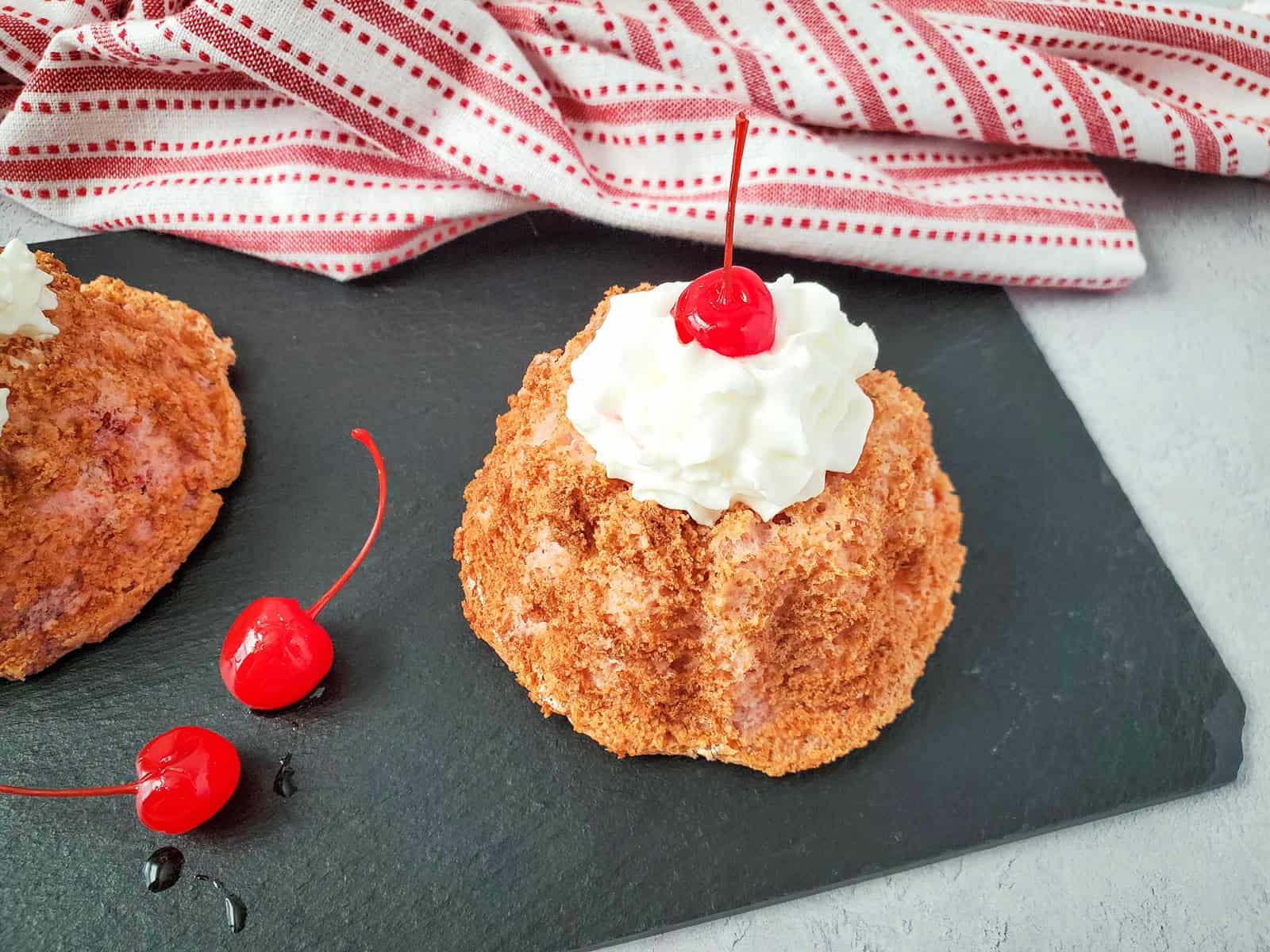 Cherry Angel Food Cakes - Easy Cake Mix Recipe · Artsy Fartsy Life