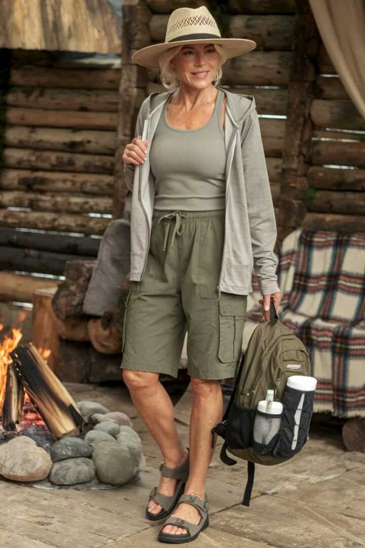 15 Stylish Layered Summer Outfits for Effortless Chic · Artsy Fartsy Life