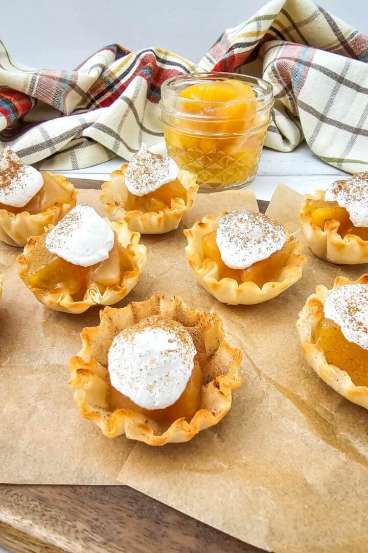 Sweet Summertime Peach Pie Poppers · Artsy Fartsy Life